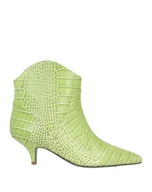 Patrizia Pepe Pointed Toe Booties