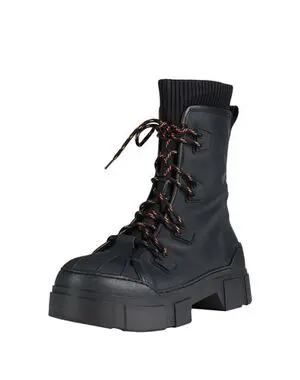 VIC MATIE Ankle Boots With Lace-up Detail - Black