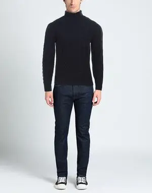 HERITAGE Turtleneck Sweater