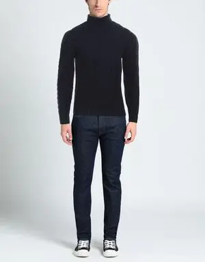 HERITAGE Turtleneck Sweater