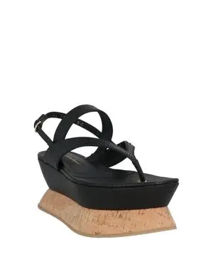 FERRAGAMO Leather Thong Wedge Sandals - Black