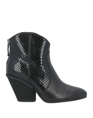 Hogan Leather Western Ankle Boots - Black