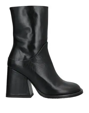EQUITARE Leah Ankle Boots - Black