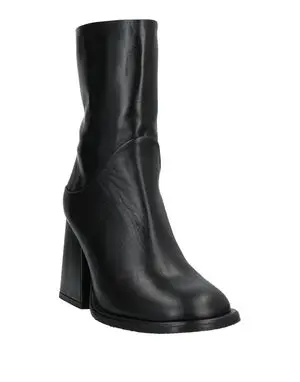 EQUITARE Leah Ankle Boots - Black