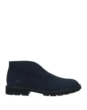 Tod's Round Toe Boots For Men