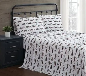 TRULY SOFT Holiday Truck Full Flannel Sheet Set - One-color