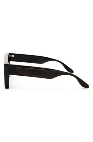Dezi Slick 55mm Shield Sunglasses - Black/dark Smoke