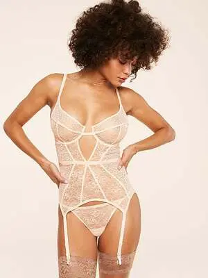 Victoria's Secret Adore Me Lynn Basque Beige