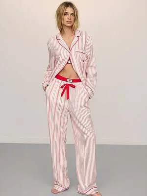 Victoria's Secret Flannel Long Pajama Set - Print
