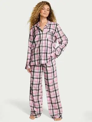 Victoria's Secret Flannel Long Pajama Set - Print