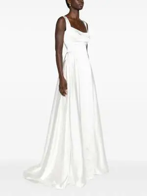 ATU BODY COUTURE V-back Gown - White