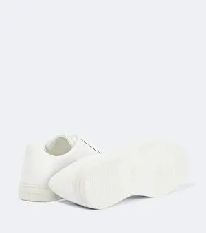 Manolo Blahnik Calf Leather Lace-up Sneakers - White