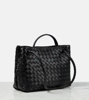 Bottega Veneta Andiamo Medium Leather Tote Bag