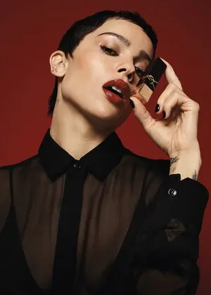 Saint Laurent The Bold Lipstick - 11 Frontal Nude