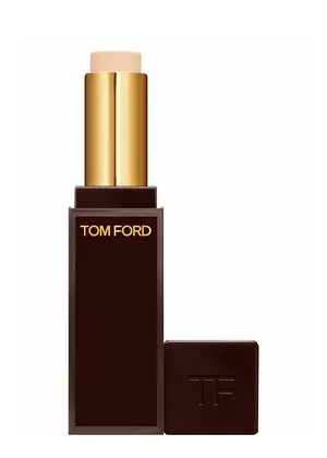 TOM FORD Traceless Soft Matte Concealer Golden 3w1, Matte Finish, Natural Radiance 0w0 Shell