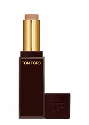 TOM FORD Traceless Soft Matte Concealer Golden 3w1, Matte Finish, Natural Radiance 5c0 Caramel