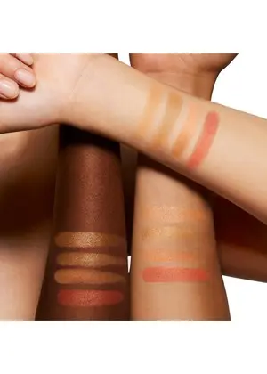 TOM FORD Eye Color Quad Eyeshadow, Bold Smoky Eye, Sheer Sparkle Satin Shimmer And Matte, Four Luxurious Finishes - Peach Dawn