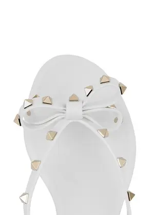 Valentino Garavani Rockstud Flip Flops - White