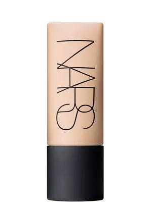 Nars Light Wear Foundation