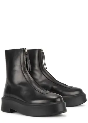 THE ROW Zipped Leather Flatform Ankle Boots - Black