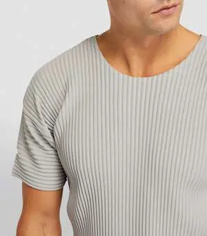 Issey Miyake Pleated T-shirt - Grey