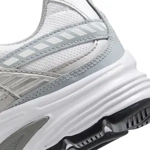 Nike Initiator Shoes