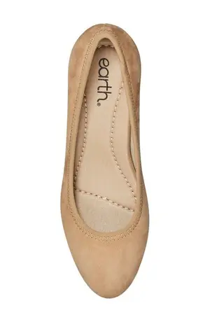 EARTH® Rellia Block Heel Pump - Light Natural
