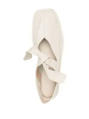 Hereu Leather Ballerina Shoes - White