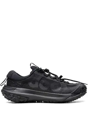 Nike Mountain Fly 2 Low Sneakers