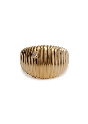 Yvonne Léon Chevaliere Berlingot 9kt Signet Ring - Gold