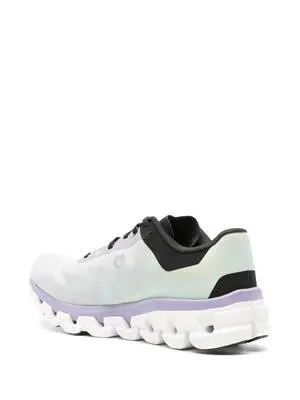 On Cloudflow Lace-up Sneakers