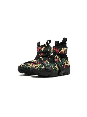 Nike Lebron 15 Lifestyle Sneakers