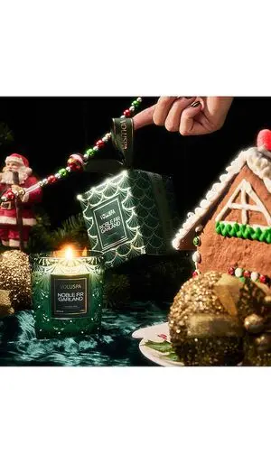 Voluspa Garland Candle In Green