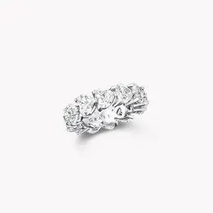 Graff Heart Shape Diamond Wedding Band - Platinum