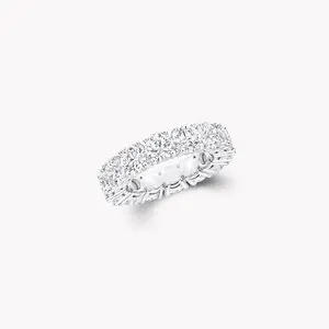 Graff Four Claw Round Diamond Wedding Band - Platinum