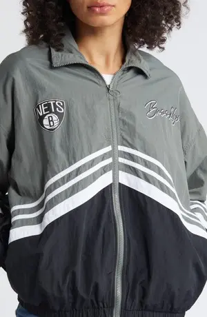 WEAR BY ERIN ANDREWS Brooklyn Nets Vintage Full-zip Windbreaker