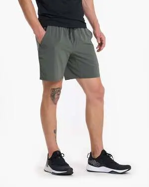 Vuori Elevate Kore Short Dusty Pine