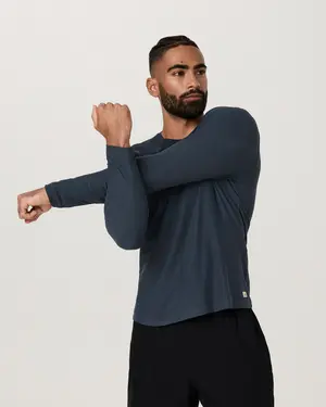 Vuori Long Sleeve Strato Tech Tee Navy Heather