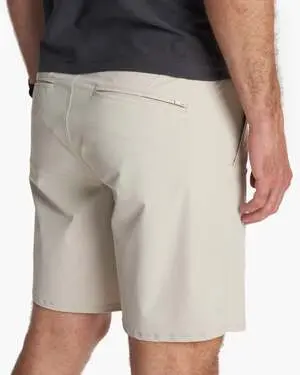 Vuori Meta™ 8" Shorts Birch