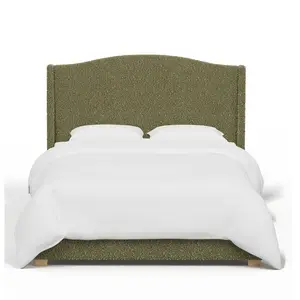 SKYLINE FURNITURE Sparrow & Wren Amalia Bed In Plush Boucle, Queen - Grass