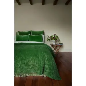 JOHN ROBSHAW Velvet Quilted Coverlet, Queen - Moss