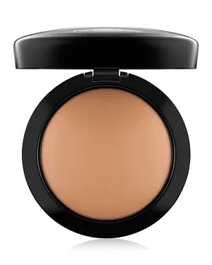 Mac Cosmetics Mineral Foundation