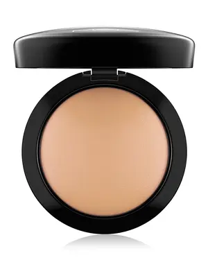 MAC COSMETICS Mineralize Skinfinish Natural - Medium Tan