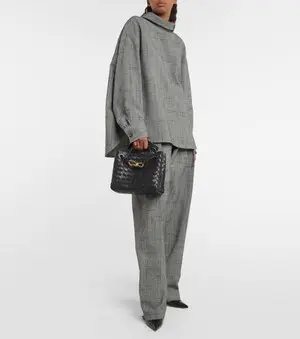 Bottega Veneta Andiamo Small Leather Tote Bag - Black