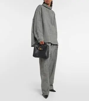 Bottega Veneta Andiamo Small Leather Tote Bag - Black