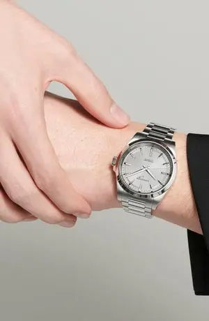 LONGINES Conquest Automatic Bracelet Watch - Silver