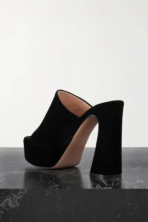 GIANVITO ROSSI Holly 120 Velvet Platform Mules - Black