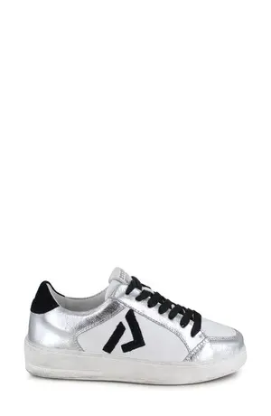 ZIGI Ruta Sneaker - White Black
