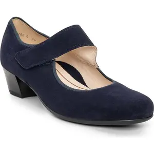Ara Almond Toe Pumps