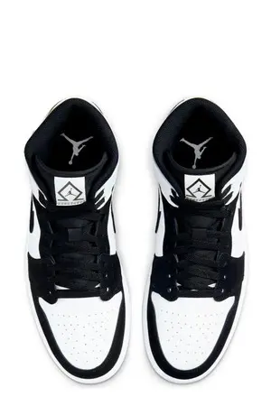 JORDAN Air 1 Mid Se Basketball Shoe